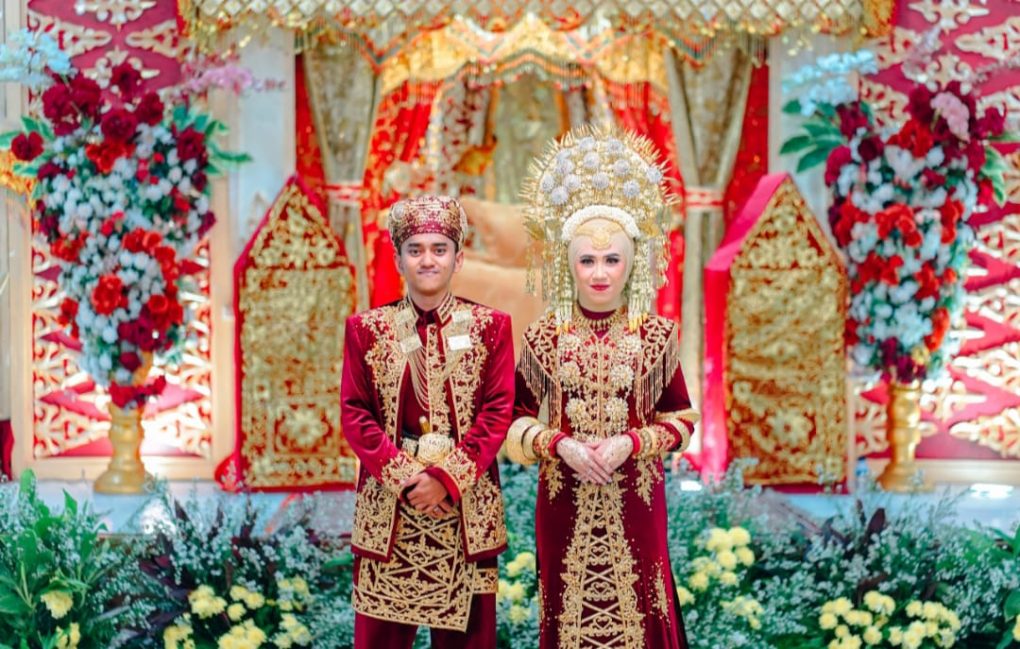 6 Macam Baju Pernikahan Minangkabau yang Wajib Kamu Tahu - Catering dan ...